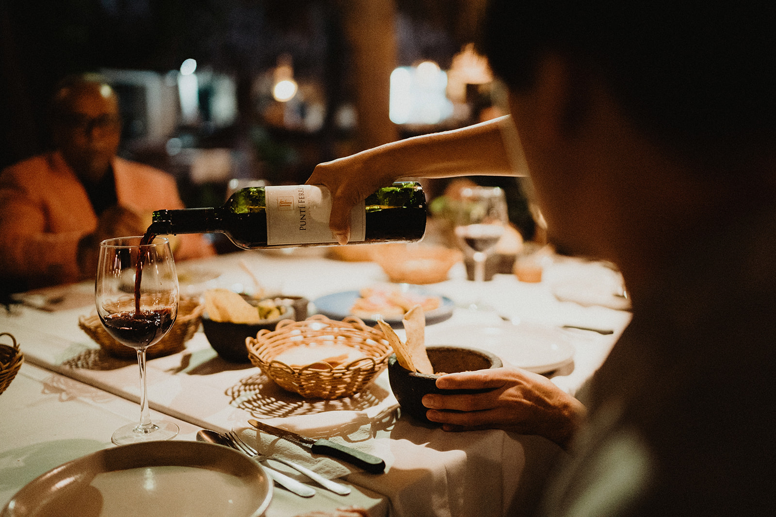 Welcome Dinner Wedding: Reasons to Hold It🍴🍷