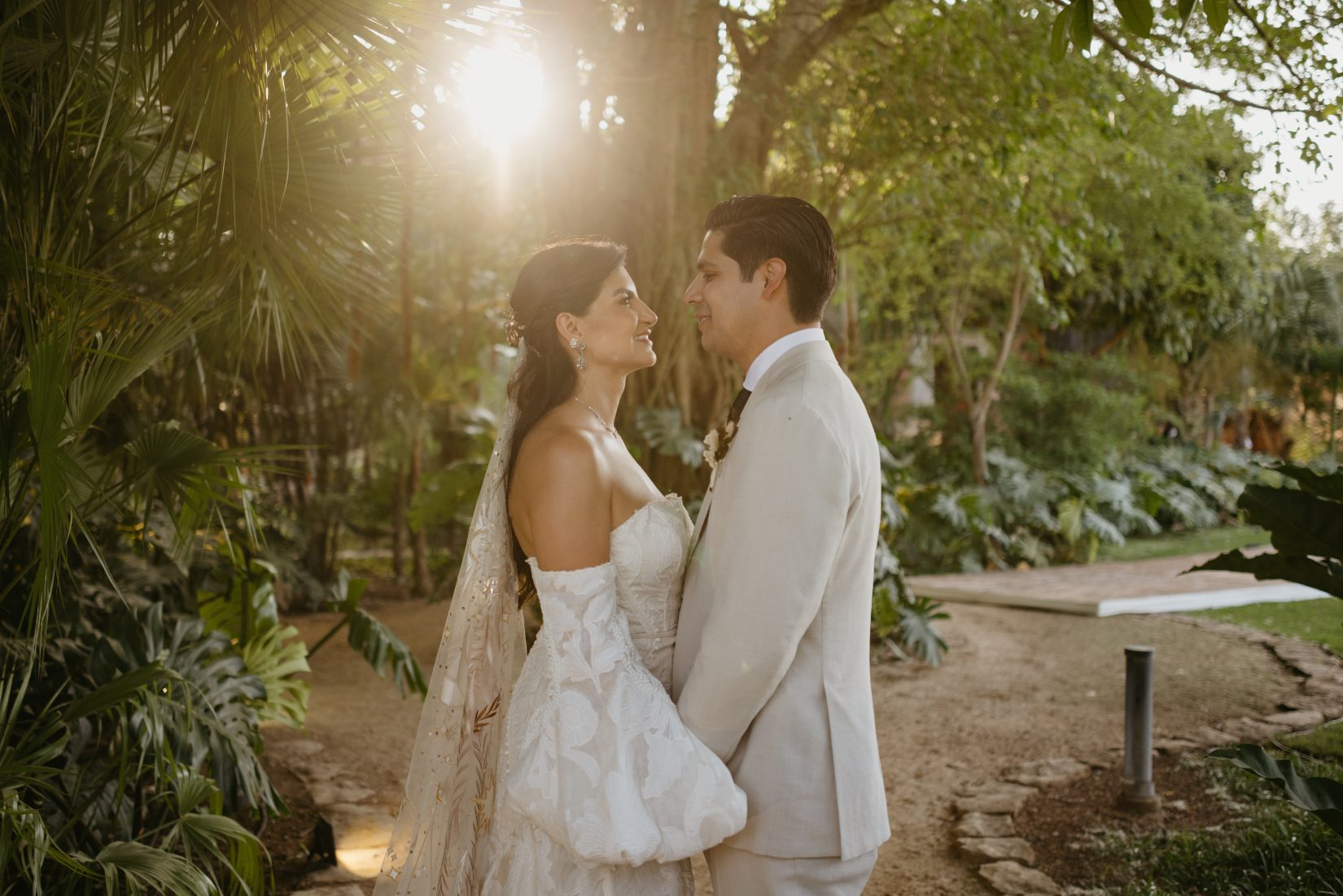 Enjoy your planning process thanks to Wedding Technology 🧑‍💻💍